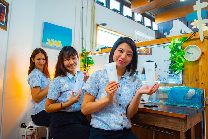 [Okinawa Blue Cave] Snorkeling and Easy Boat Holding! Private System Very Satisfied With the Beautiful Facilities of the Shop (With Photo and Video Shooting Service) - Personalized and Guided Snorkeling Adventure