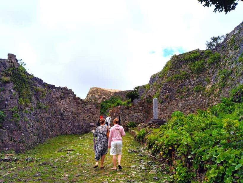 Okinawa: Nakagusuku Castle Views and Legends Tour (1.5h) - The Architectural and Spiritual Layers