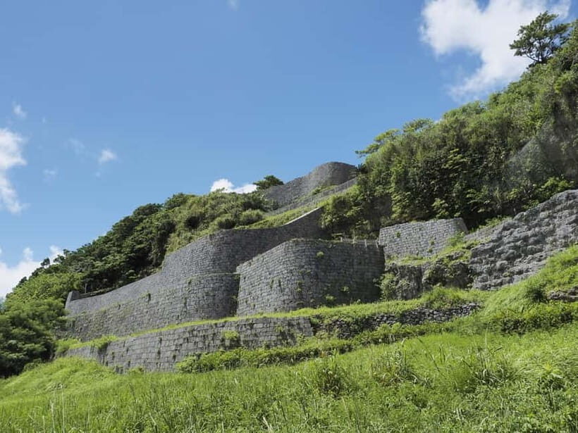 Okinawa: Urasoe Castle, Royal Tomb & War History Walk - Discover Okinawa’s Heritage with the Urasoe Castle, Royal Tomb & War History Walk