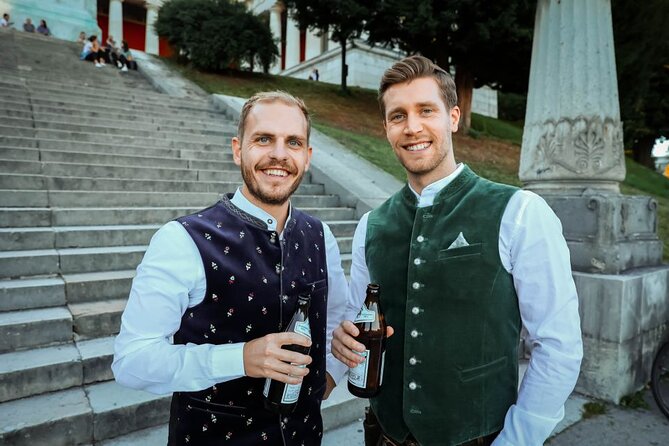 Oktoberfest Experience in Munich: Fun, Food, Beer & Seats - Meeting Your Guide: Tips for a Smooth Start