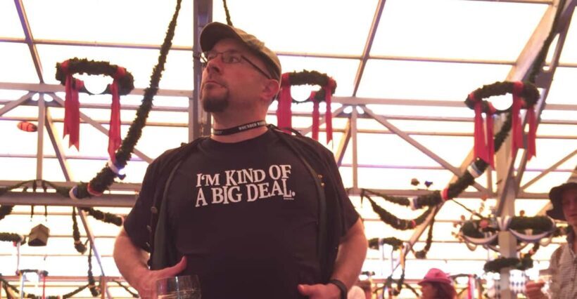 Oktoberfest Tour and Table Reservation at a Major Tent - Introducing the Oktoberfest Tour and Table Reservation Experience