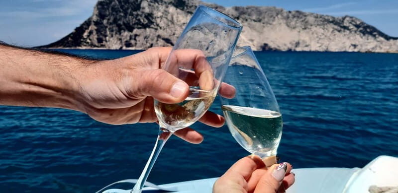Olbia: Boat tour to watch Dolphins and snorkeling - The Itinerary: What Do You Actually Do?