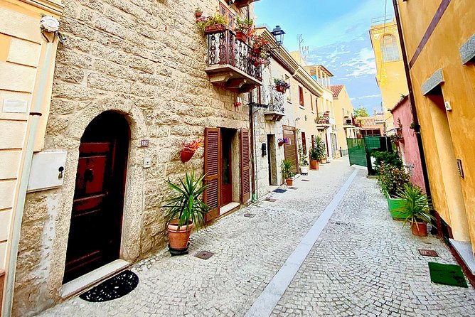 Olbia: Full Private City Tour by Tuk-Tuk - Positive Experiences