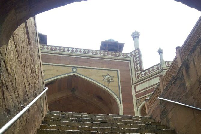 Old and New Delhi Private Tour - Authentic Experiences and Guide Expertise