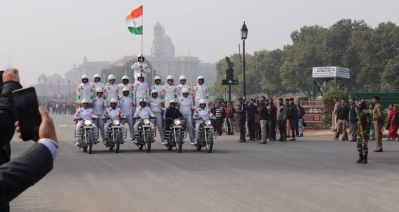 Old and New Delhi: Private UNESCO Sightseeing City Tour - Key Points