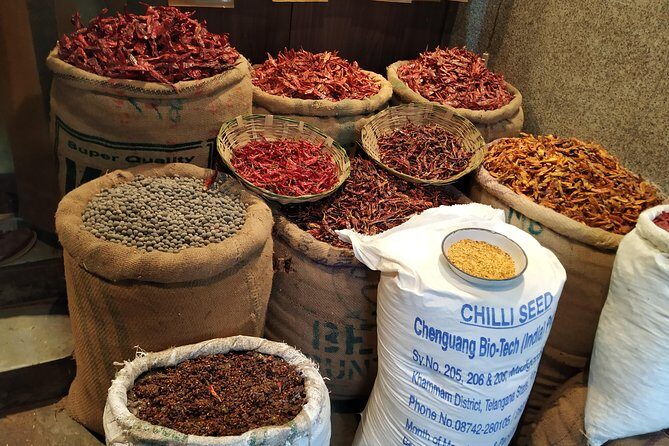 Old and New Delhi Street Food Sampling - A Close Look at the Food Tour Experience