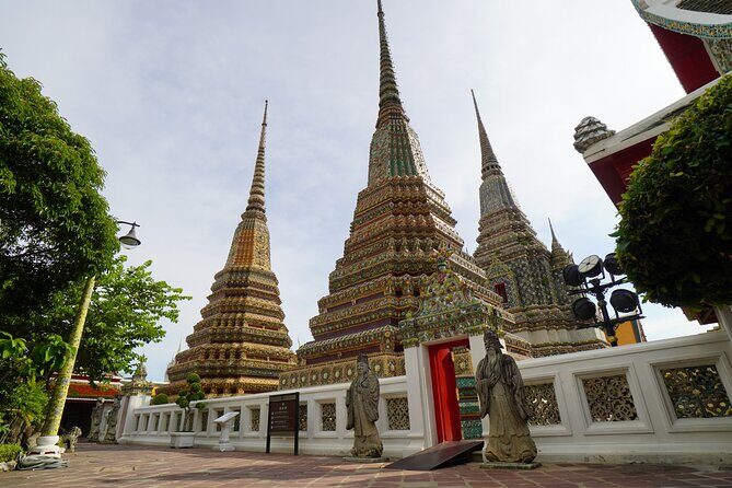 Old Bangkok Royal Palace and Temples with China Town - Who Will Love This Experience