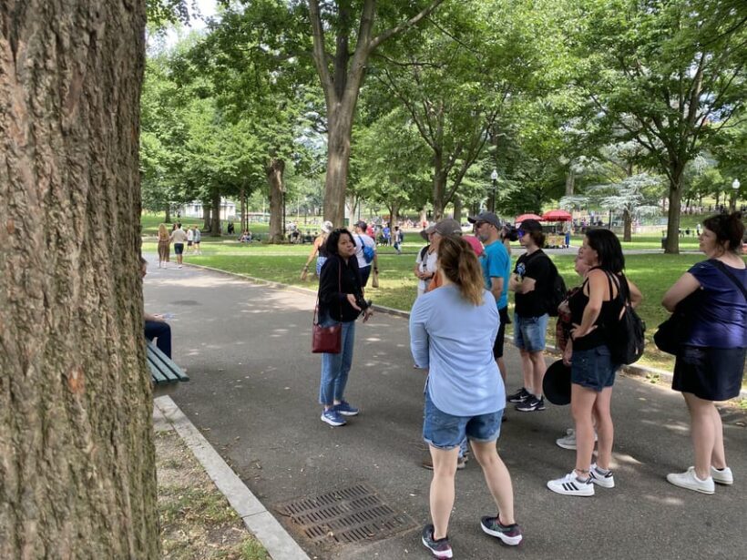 Old Boston: Beacon Hill & Back Bay Walking Tour in French - Why This Tour Offers Real Value for Travelers