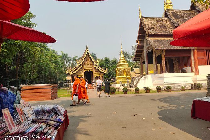 Old city & temples tour + Doi Suthep temple & famous CNX. lunch - FAQs