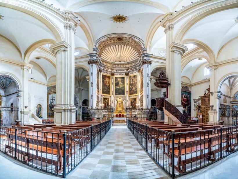 OLD COLLEGIATE CHURCH OF SAN PATRICIO: AUDIO GUIDED VISIT - Entrance and Orientation
