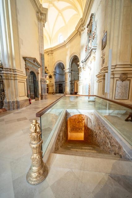 OLD COLLEGIATE CHURCH OF SAN PATRICIO: AUDIO GUIDED VISIT - Climb the Bell Tower