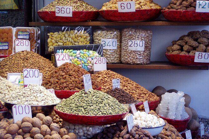 Old Delhi Food Tour Extravaganza! - Key Points