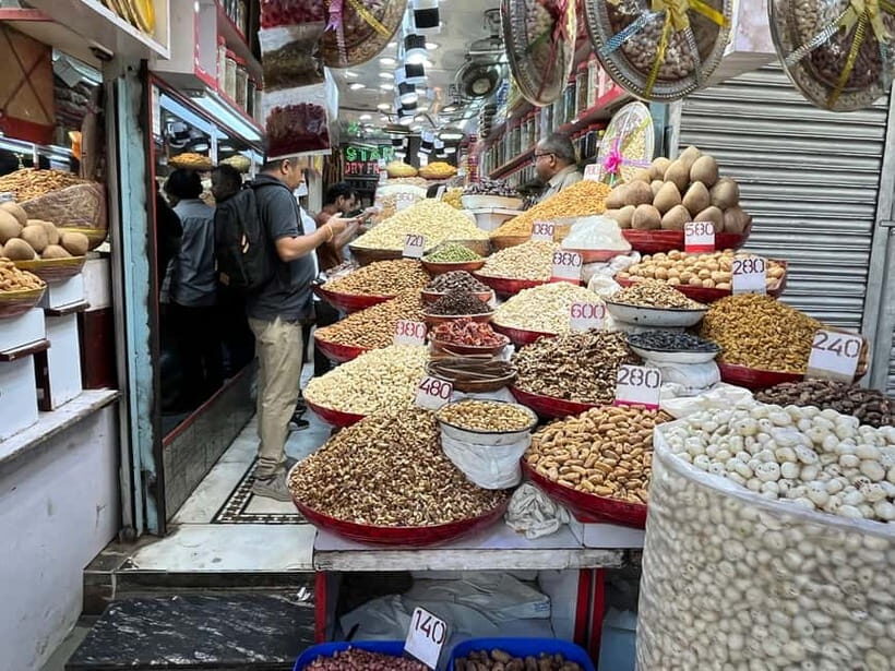 Old Delhi: Guided Street Food Tour w/ Private Transportation - Transportation & Group Size