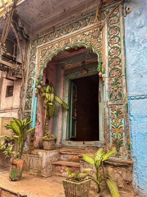 Old Delhi Odyssey: A Half Day Tuk Tuk & Food Trails - Key Points