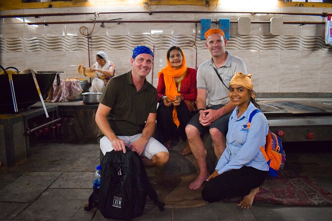 Old Delhi & Spice Market Tour - Transportation and Group Size