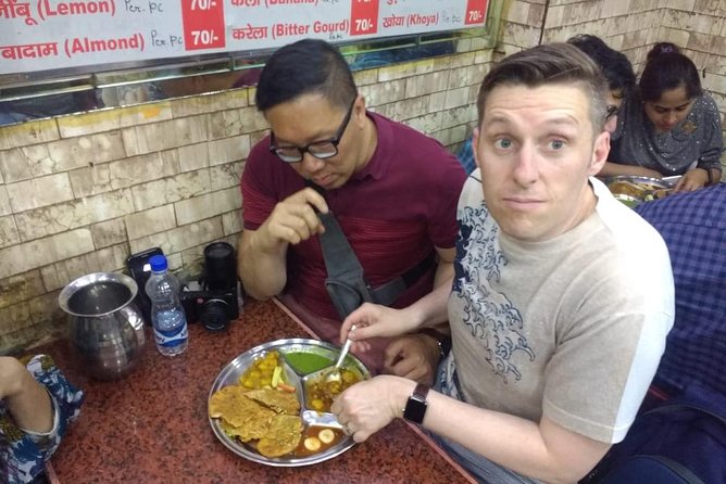 Old Delhi Street Food Tour With Spice Market On Tuk Tuk - The Spice Market and Cultural Shopping