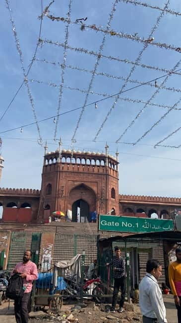 Old Delhi's Timeless Treasures - Cultures, Bazaars & Beyond - What Makes This Tour Stand Out?
