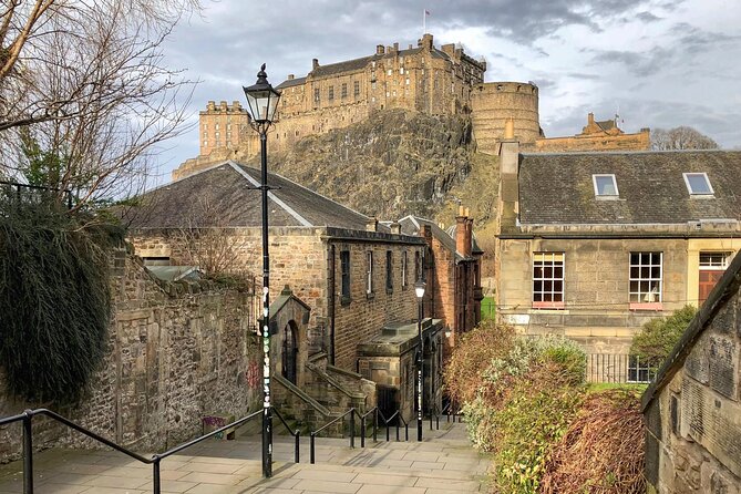 Old Edinburgh Private Walking Tour - The Value of a Private Guide