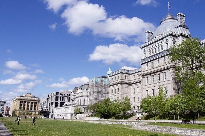 Old Montreal: Private History Walking Tour with Tastings - Exploring Old Montreal through a Private Lens