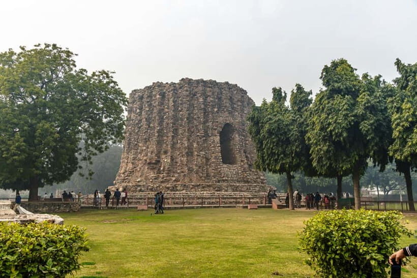 Old & New Delhi Guided Tour with Insightful Slum Experience - FAQs