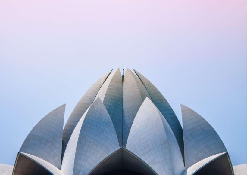 Old & New Delhi: Private Guided City Tour by Car with Snacks - Why You Should Consider This Tour