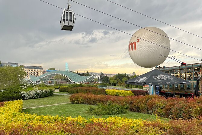 Old Tbilisi Private Walking Tour with Wine Tasting and Cable Car - Key Points