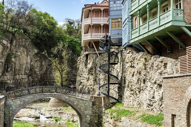 Old tbilisi walking tour & wine tasting - Market Culture at Meidan Bazaar