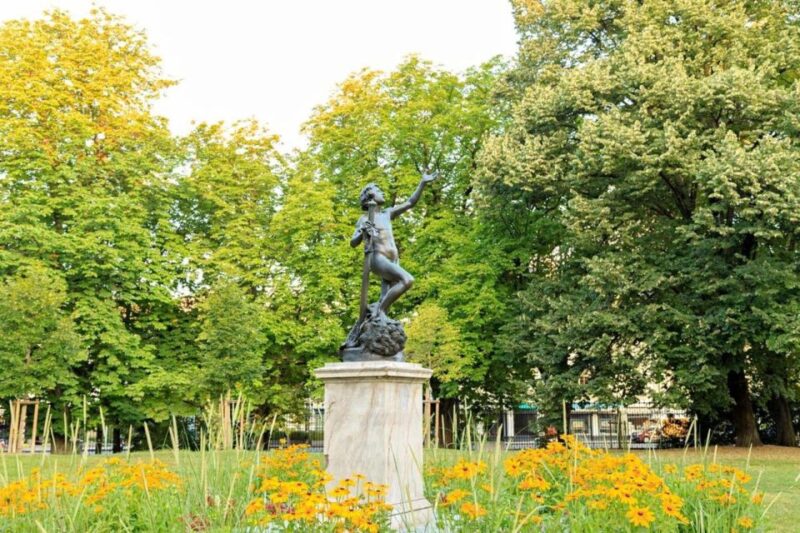 Old Town Geneva Walking Tour - Parc Des Bastions