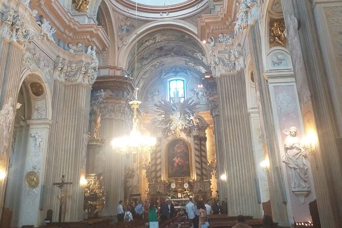 Old Town of Krakow and Wawel in Russian - Who Should Book This Tour?