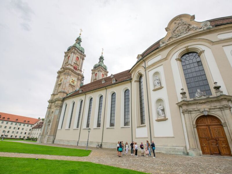 Old Town Walking Tour in St.Gallen With Textile Museum - Discovering the Old Town