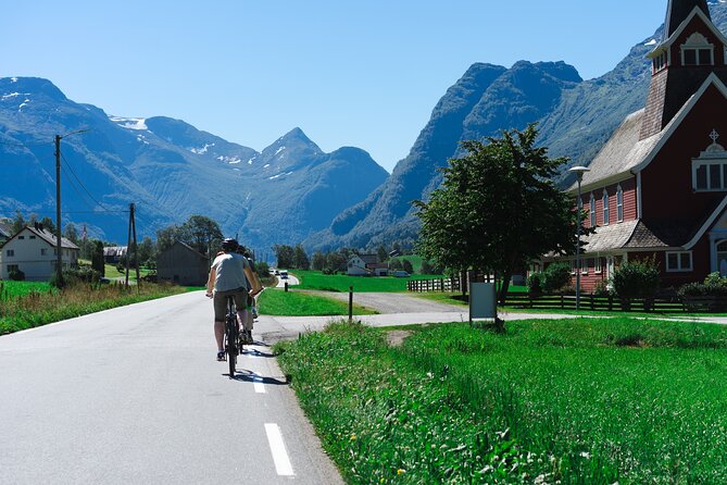 Olden: Fjord e-bike tour - What Travelers Say