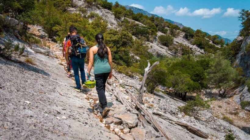 Oliena: Sa Nurre de Su Hoda Cave Hiking - Key Points