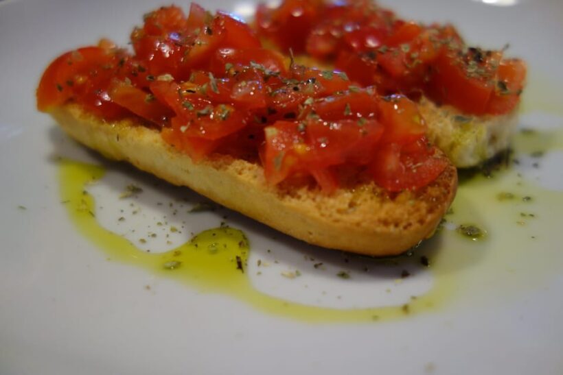 Olive grove walking, Puglian food and olive oil pairing tour - The Experience You Can Expect