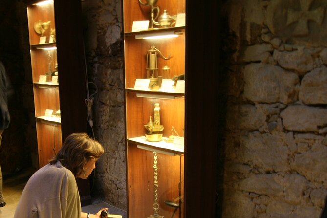 Olive Oil Museum: Extravirgin Lesson With Food and Wine Tasting - Discovering the Delights of the Tasting Menu
