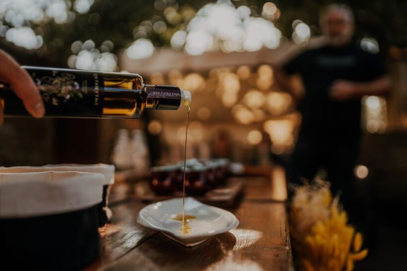 Olive Oil Tasting Experience a Journey of Flavors and Aromas - What You Can Expect at the Olive Oil Tasting Experience