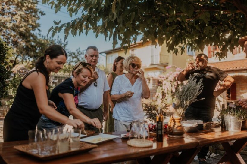 Olive Oil Tasting Experience a Journey of Flavors and Aromas - Analyzing the Value