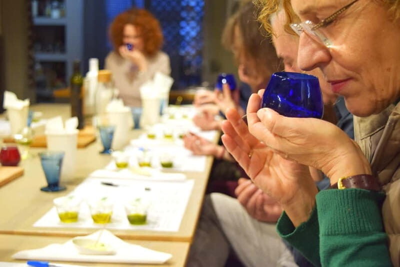 Olive oil tasting & food pairing in Thessaloniki - The Value of the Experience