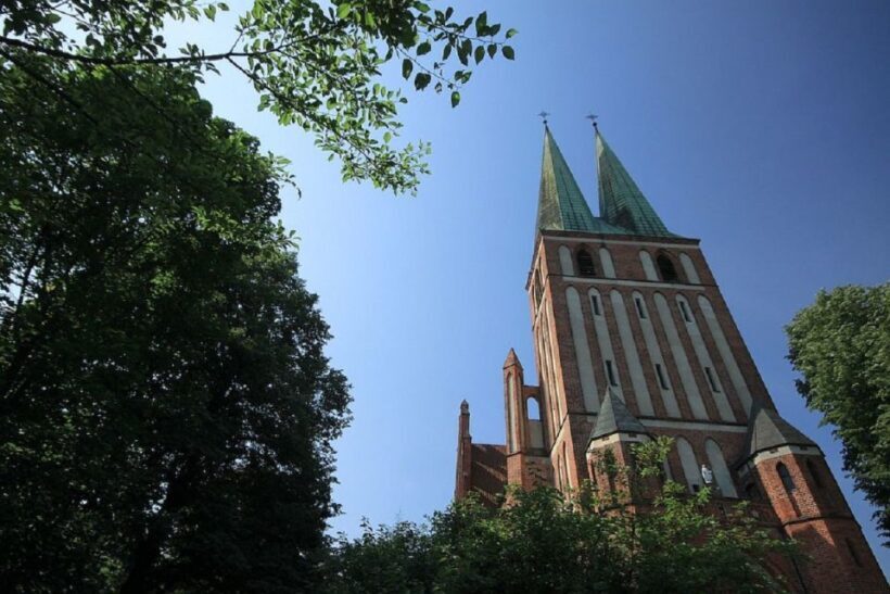 Olsztyn Old Town Highlights Private Walking Tour - An In-Depth Look at the Olsztyn Old Town Highlights Tour