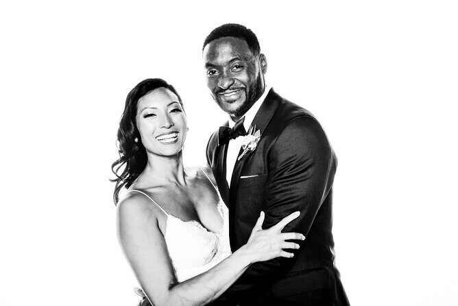 On-Site Photo Studio Experience for Events in Aruba - Key Points