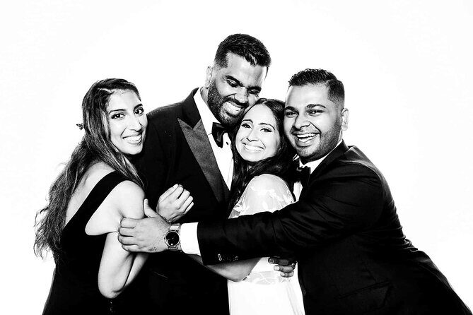 On-Site Photo Studio Experience for Events in Aruba - FAQ