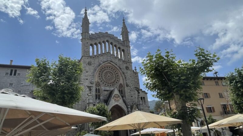 On the trail of Miro in Mallorca - Key Points