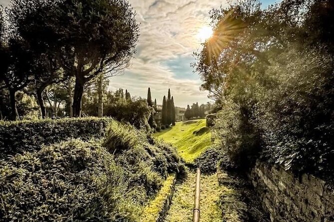 Once Upon a Time Pompeii 2 and a Half Hour Tour - Navigating Through the Ruins: Accessibility Insights