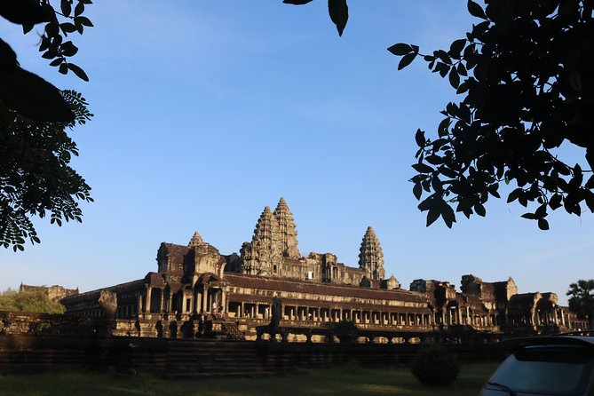 One day Angkor temple tour with private driver - Key Points