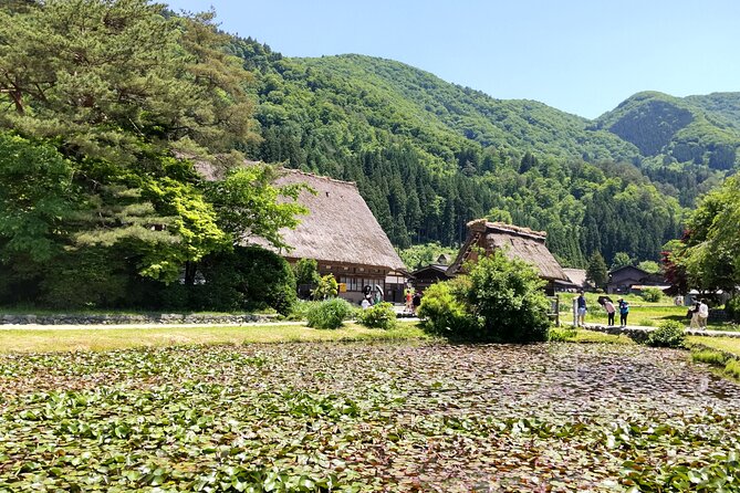 [One-Day Bus Tour Departing From Kanazawa Station] Shirakawa-Go and Gokayama - Two World Heritage Villages Enjoyable Bus Tour - Highlights of the Traditional Japanese Lunch