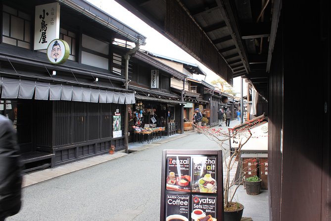 [One-Day Bus Tour Departing From Kanazawa Station] Shirakawa-Go/Takayama Tour Platinum Route Bus Tour - Booking Confirmation and Tour Operator