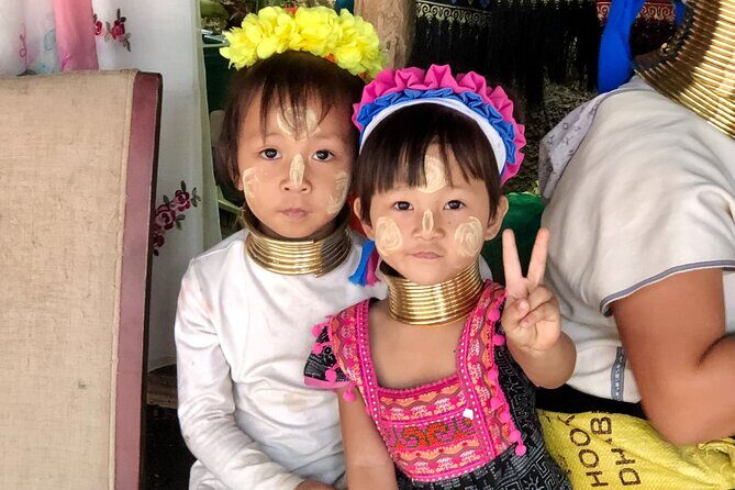 One day Doi Suthep Temple, Longneck hill tribe & Sticky waterfall - Introduction