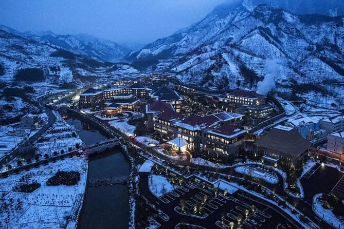 One-day Hangzhou Winter Skiing, Snowboarding and Hot Spring Trip - Why This Tour Offers Good Value