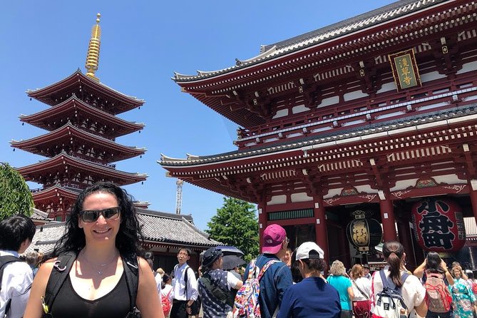 One Day Highlights Tour of Tokyo Including Shibuya Sky Tickets - Indulging in Halal-Certified Ramen
