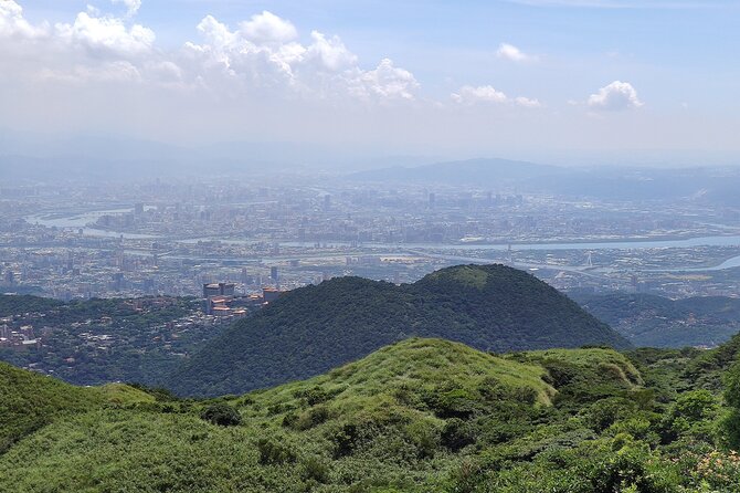 One Day Hike around Taipei's Yangmingshan National Park - The Sum Up