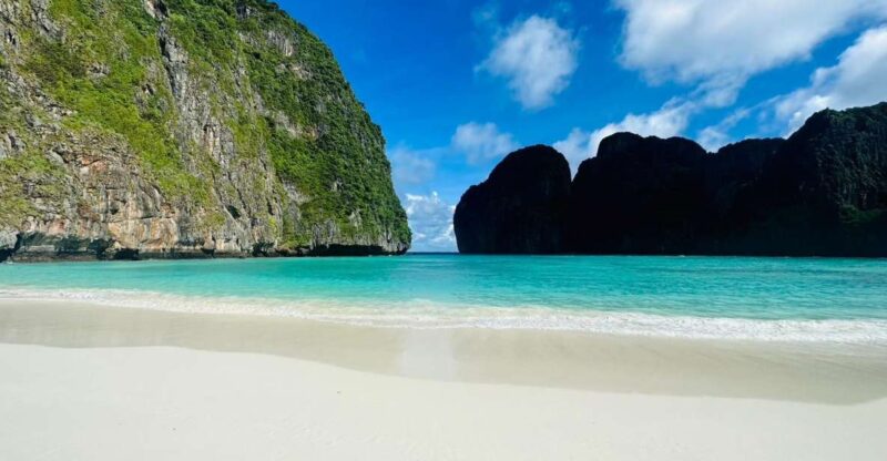 One Day Phi Phi Island by speed boat ( Join ) - Key Points